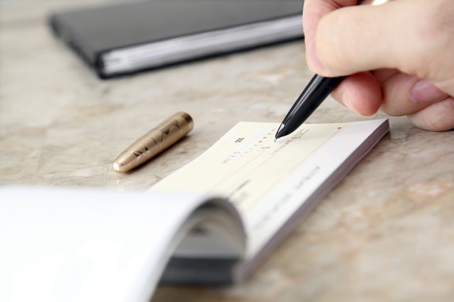 How Long Does it Take for a Bank to Clear a Check? | Sapling